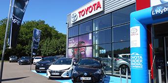 TOYOTA STA 45 VILLEMANDEUR : Concessionnaire TOYOTA VILLEMANDEUR - Auto ...